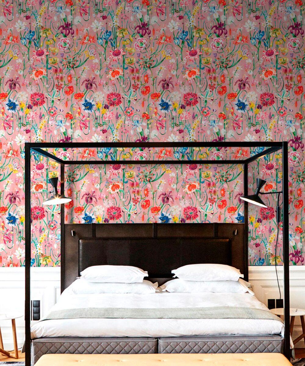 J'Adore Wallpaper • Realistic Floral Wallpaper • Milton & King USA