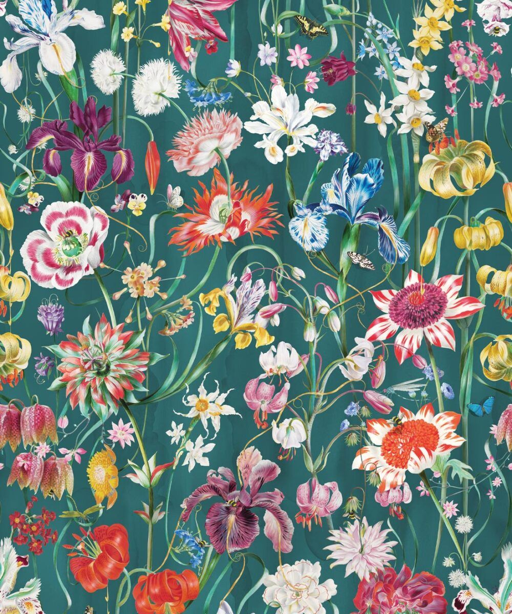 J'Adore Wallpaper • Realistic Floral Wallpaper • Milton & King USA