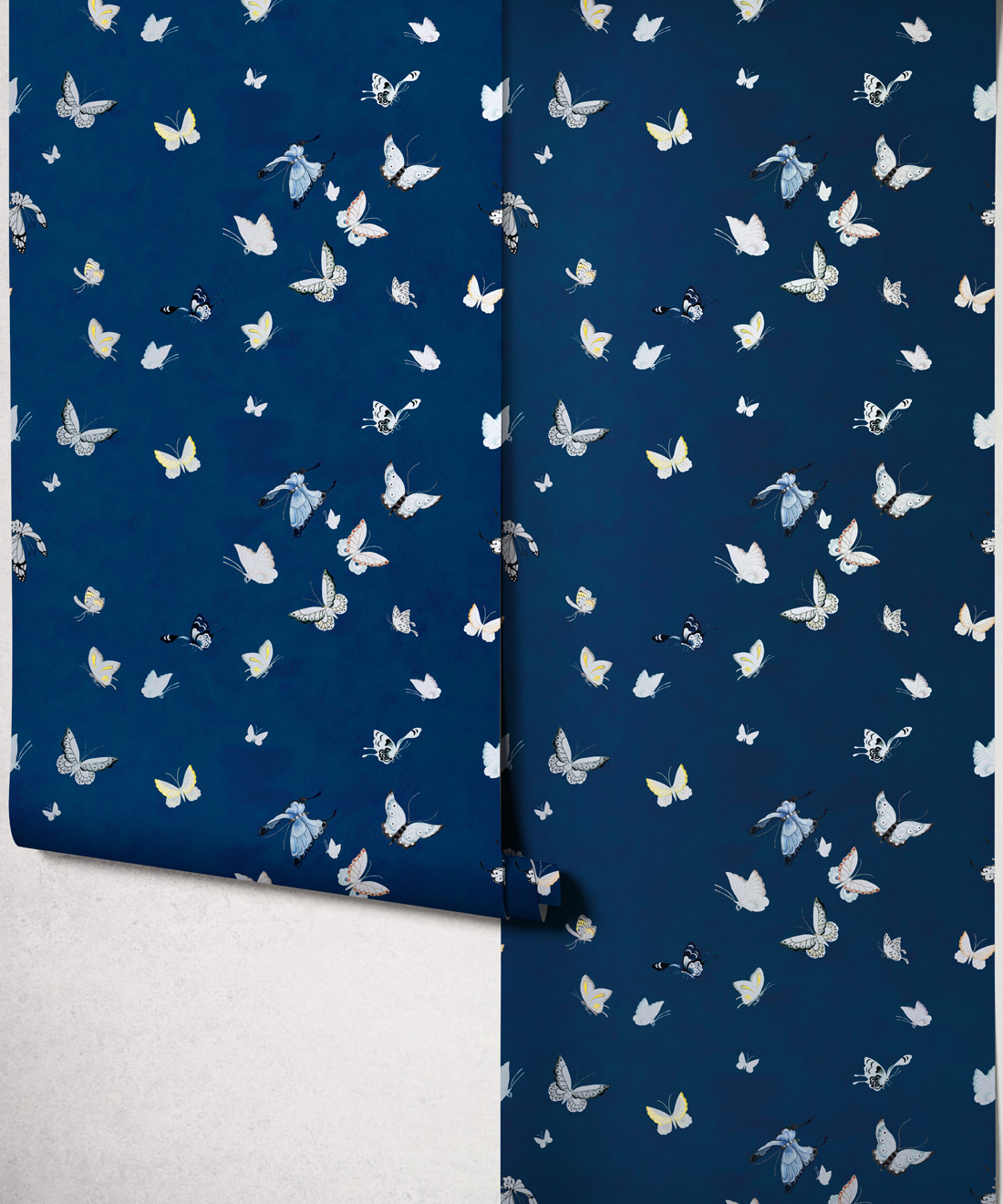 Butterflies Metallic Wallpaper • Chinoiserie • Milton & King